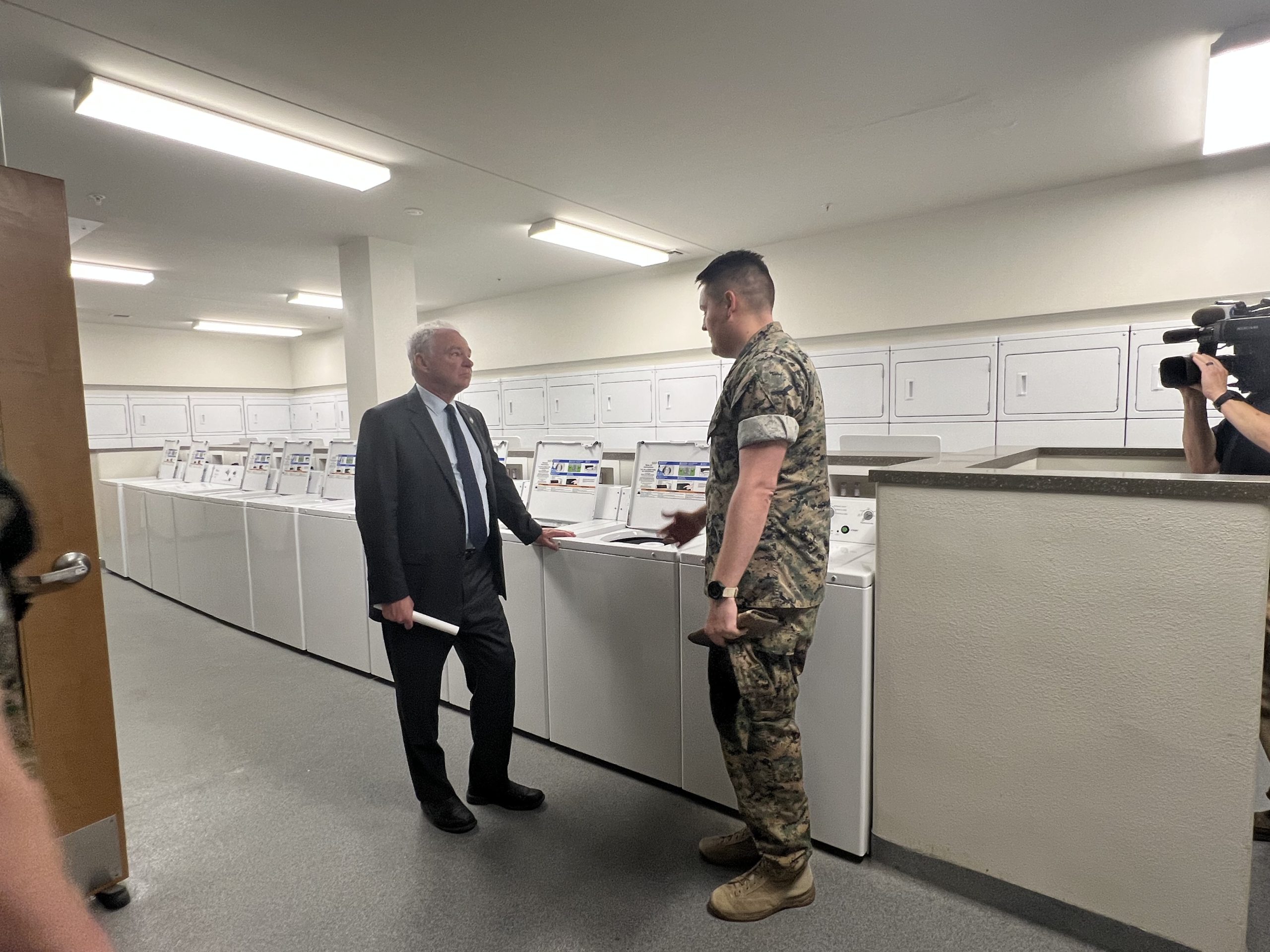 Sen. Kaine Visits New Marine Barracks Aboard Naval Weapons Station ...